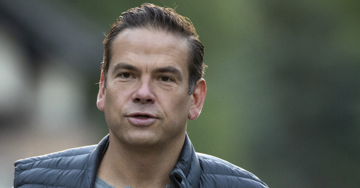 Crikey Dares Lachlan Murdoch To Sue Them For Fox Criticisms