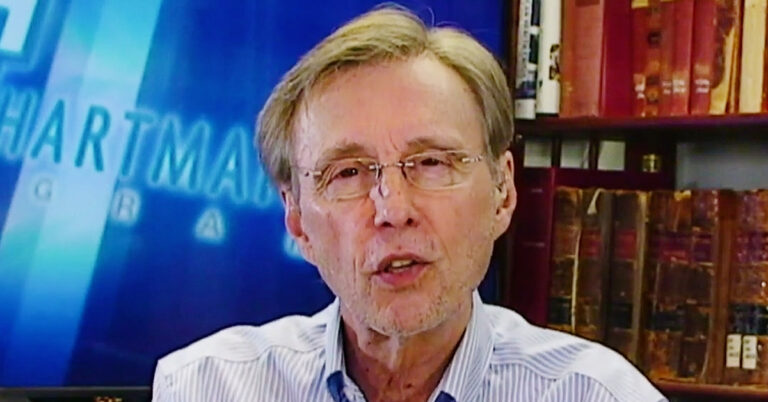 Thom Hartmann Suggests Trump Sold Spy Info to Saudis for $2B