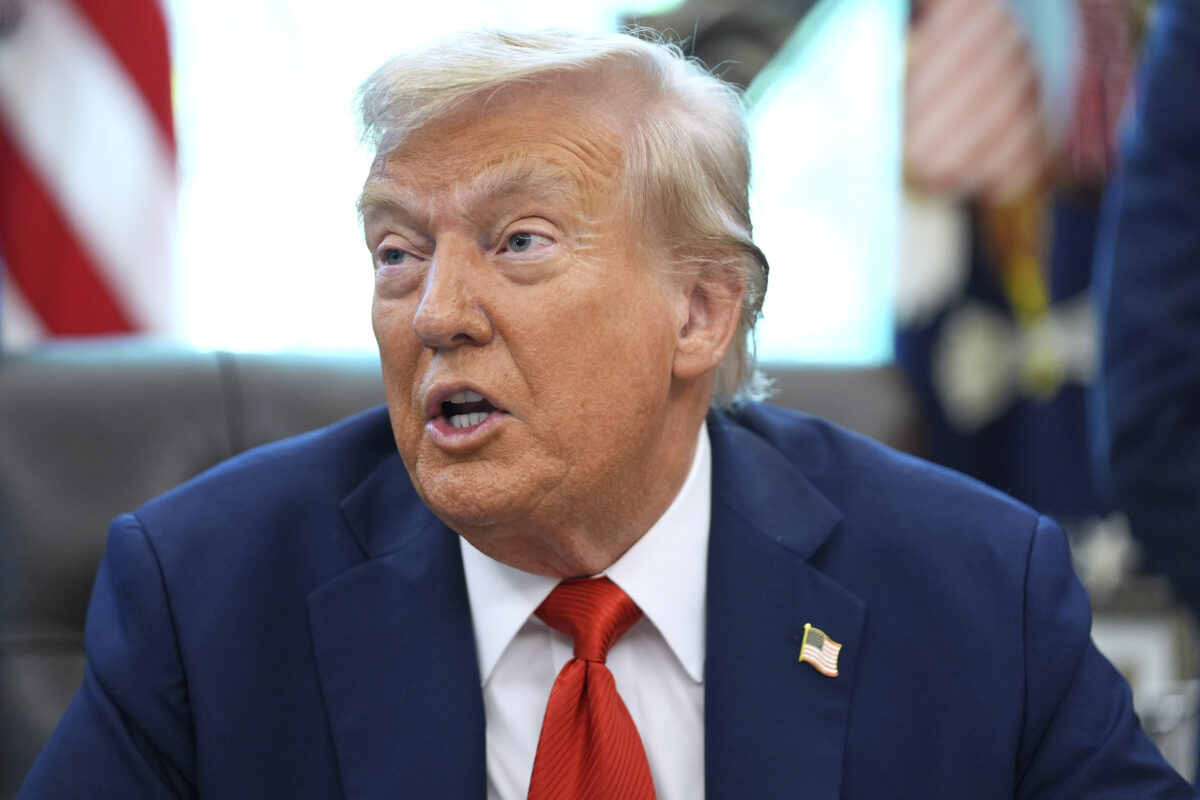 Trump Threatens Chicago With 'WAR' In Bonkers Post