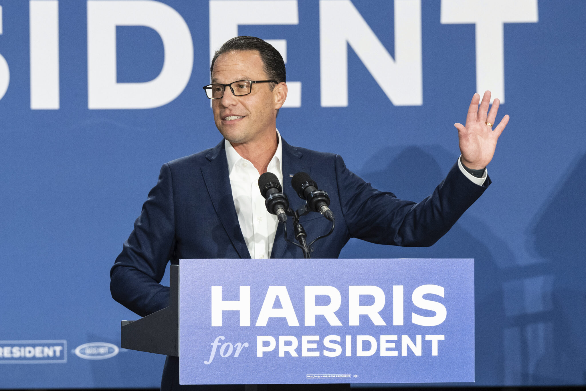 Penn Gov. Josh Shapiro Was Offended By Kamala Harris’s Team Questioning ...