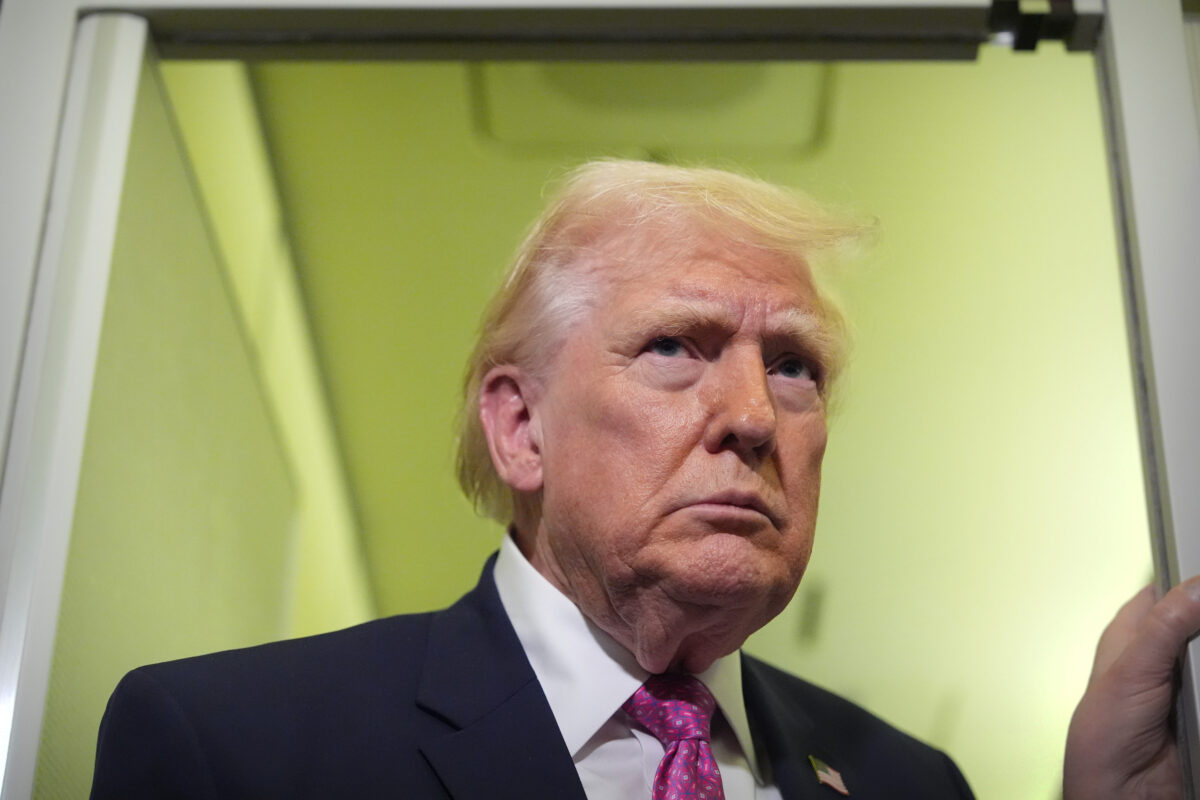 Trump Threatens to Destroy Iran's Power, Water Facilities