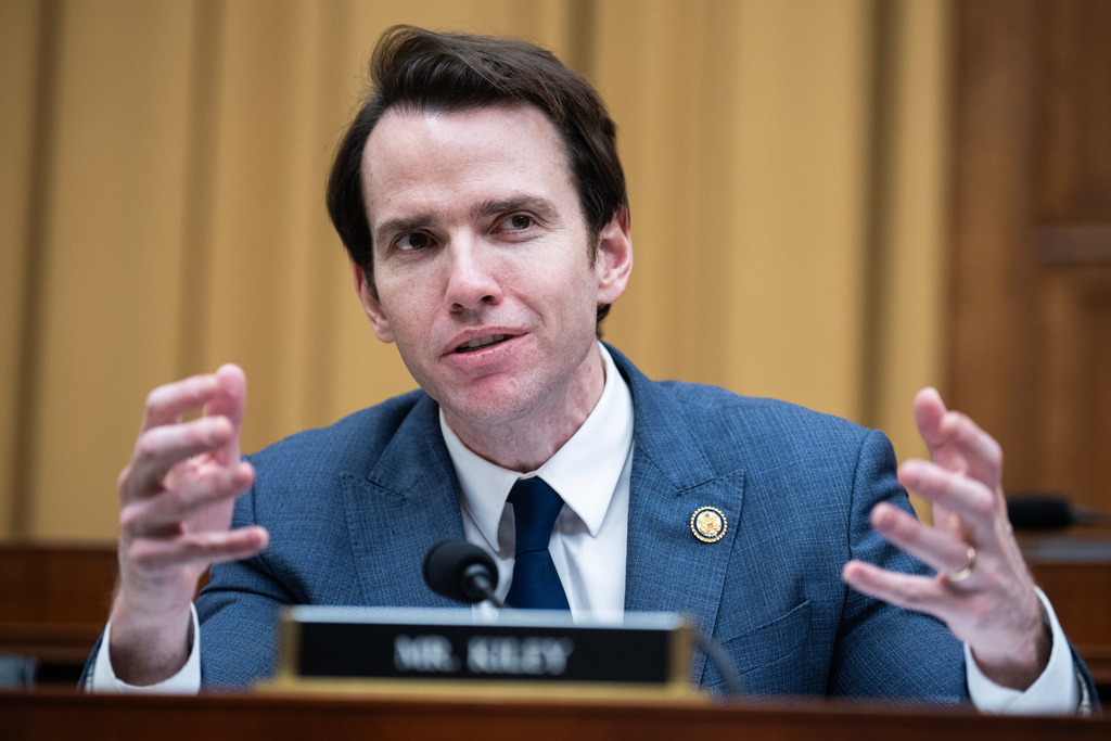 California Republican Kevin Kiley Officially Quits the GOP