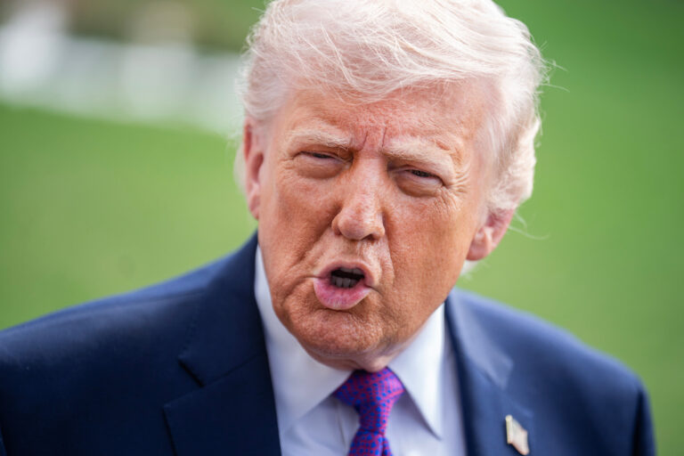 Trump: Dems Creating 'Chaos' to Distract From Iran 'WIN'